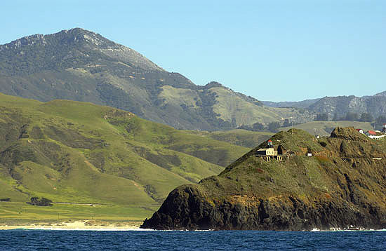 Point Sur Lighthouse (Big Sur Chamber of Commerce)